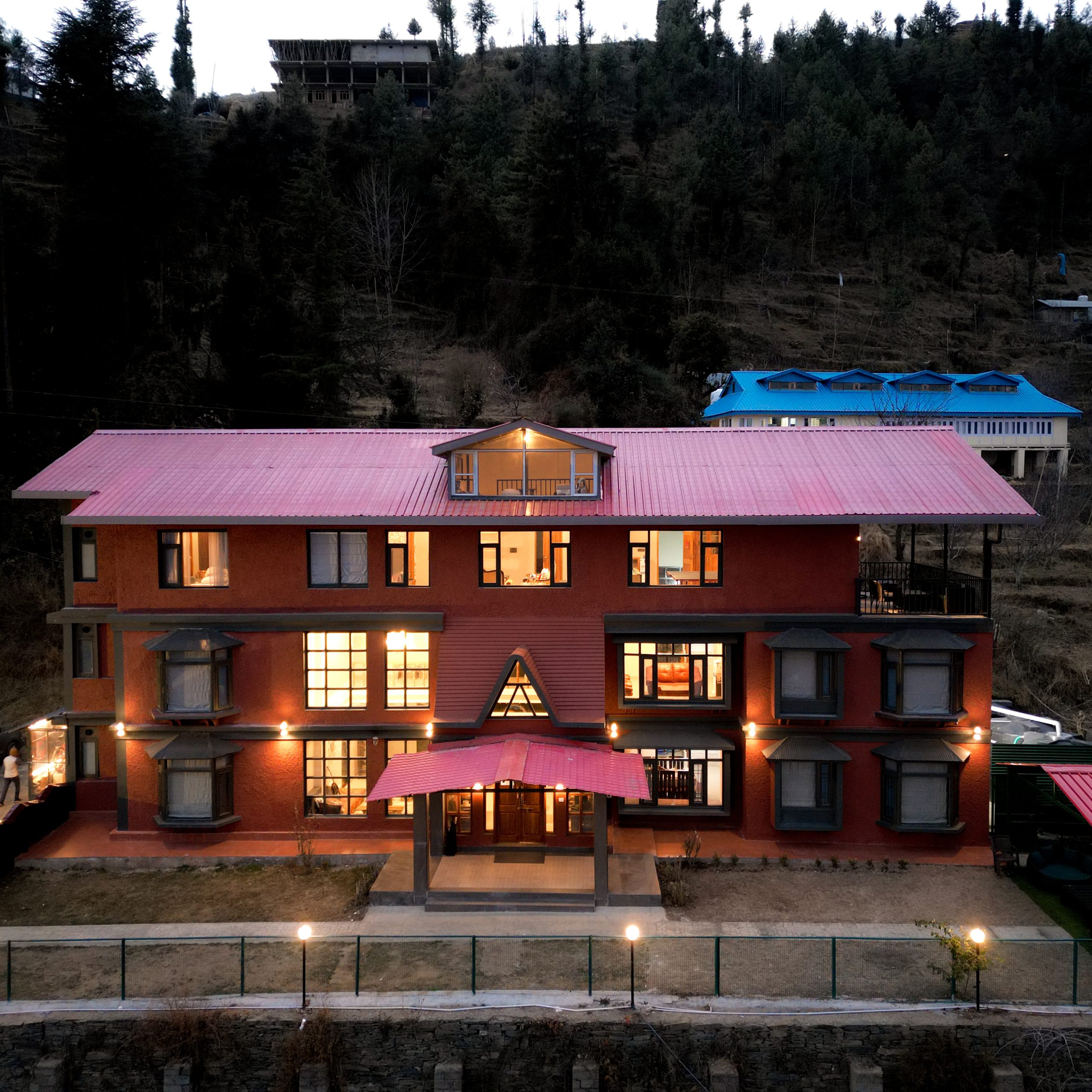 The Himalayan Shire - Hygge Cottages